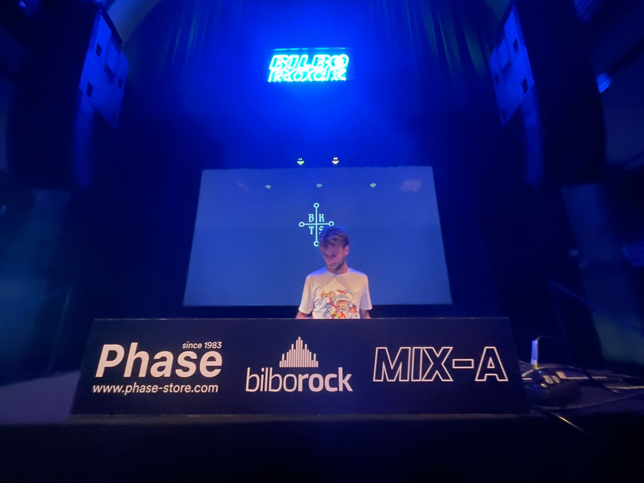 Phase Store: Apoyamos el talento de la escena electrónica local de la ...